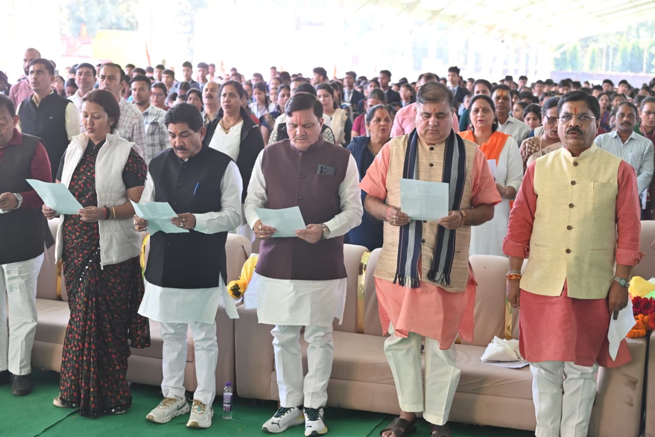 वंदे मातरम 150 वर्ष: नैनीताल जिले में देशभक्ति का मनाया उत्सव - Khabar Pahad